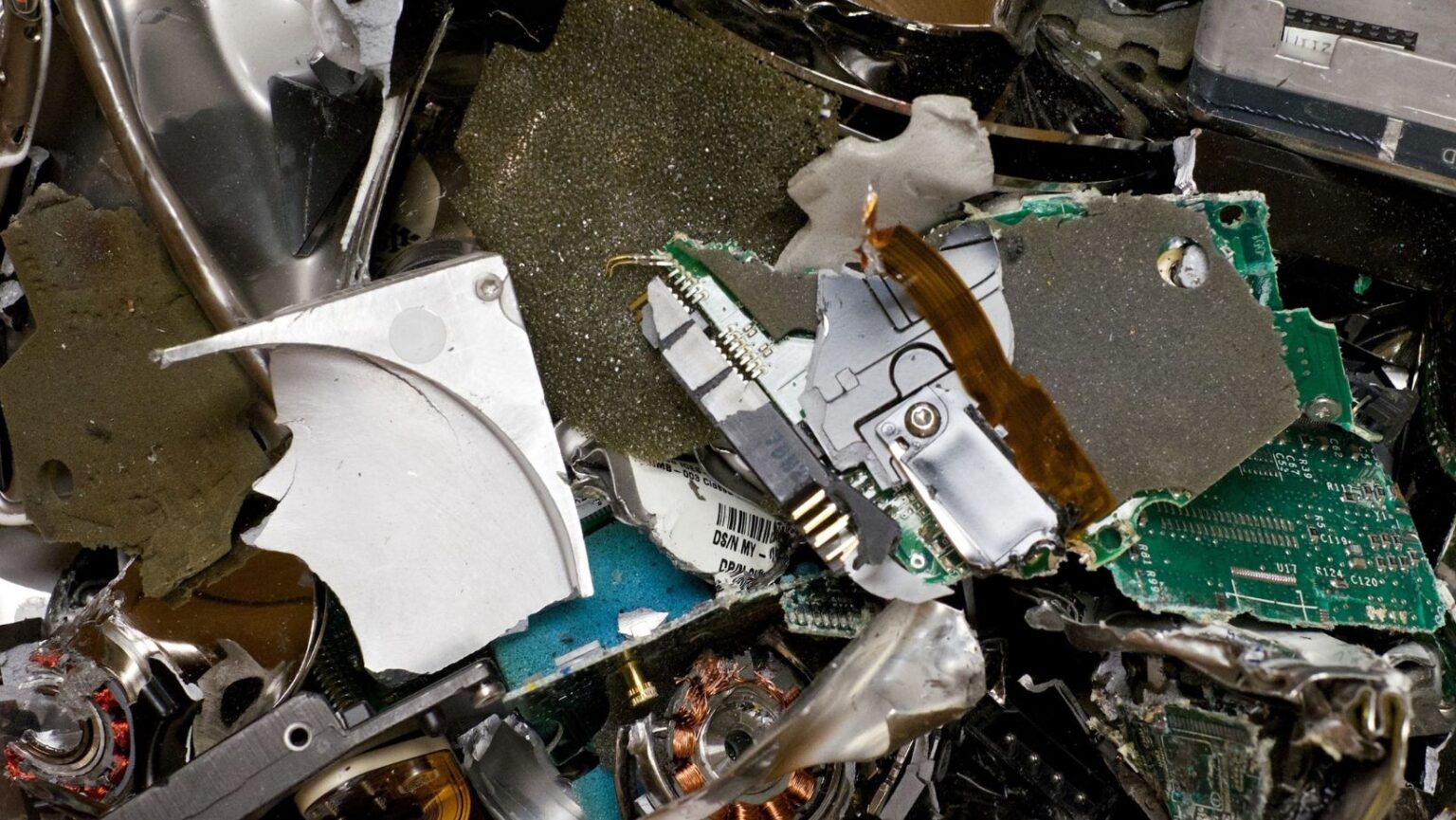 Royal Document Destruction Are The Hard-Drive Destruction Experts in ...